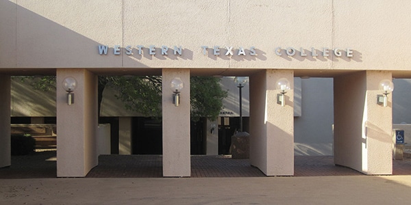 Best Online Colleges In Texas 2018 - Best Value Schools